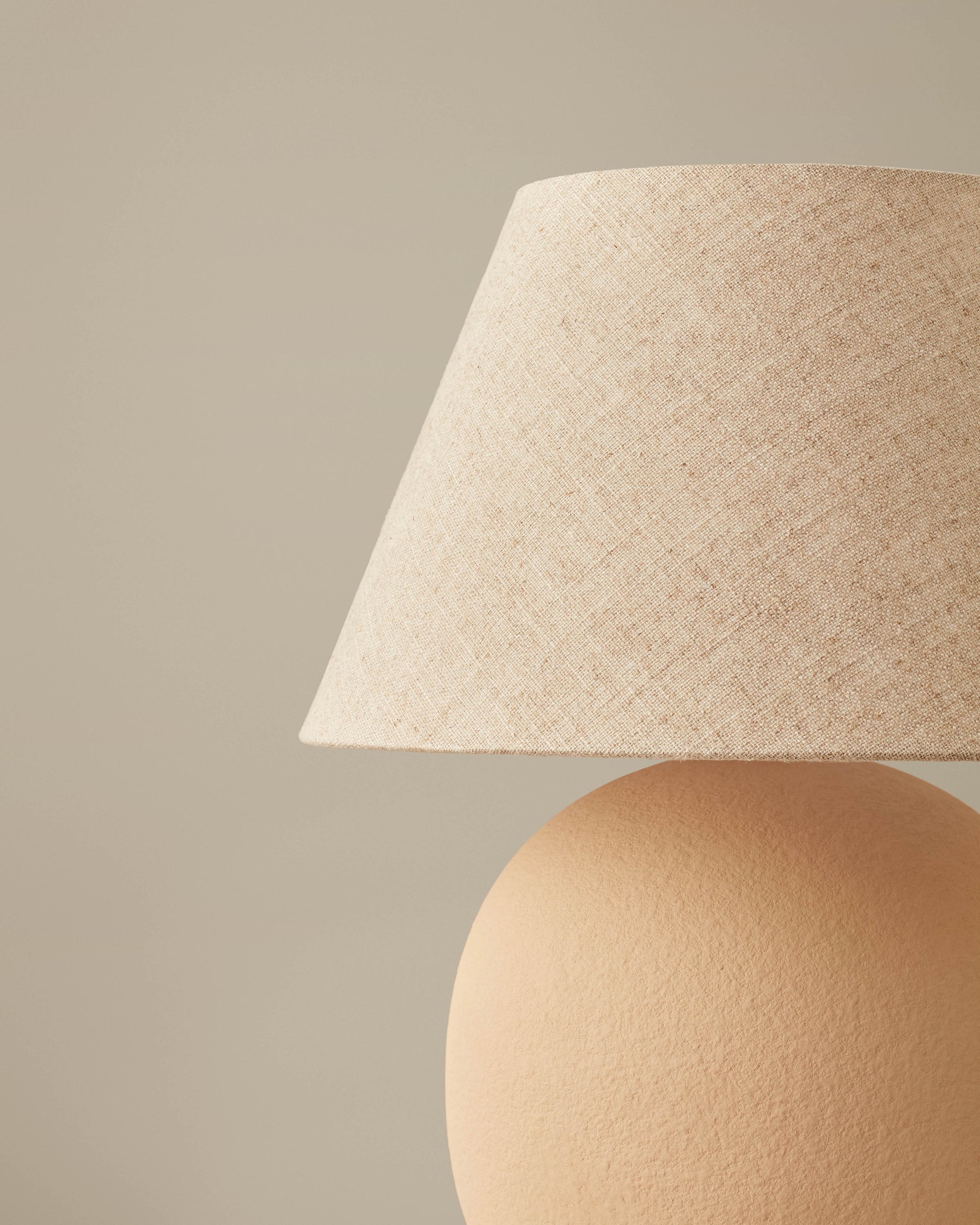 Tuck Ceramic Table Lamp Straw