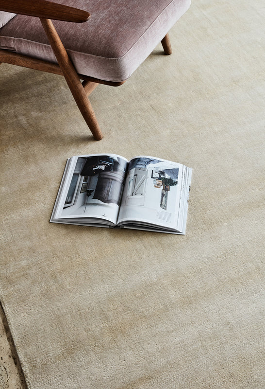 Milk & Sugar | Rugs Online | Linen Sheets | Table & Floor Lamps