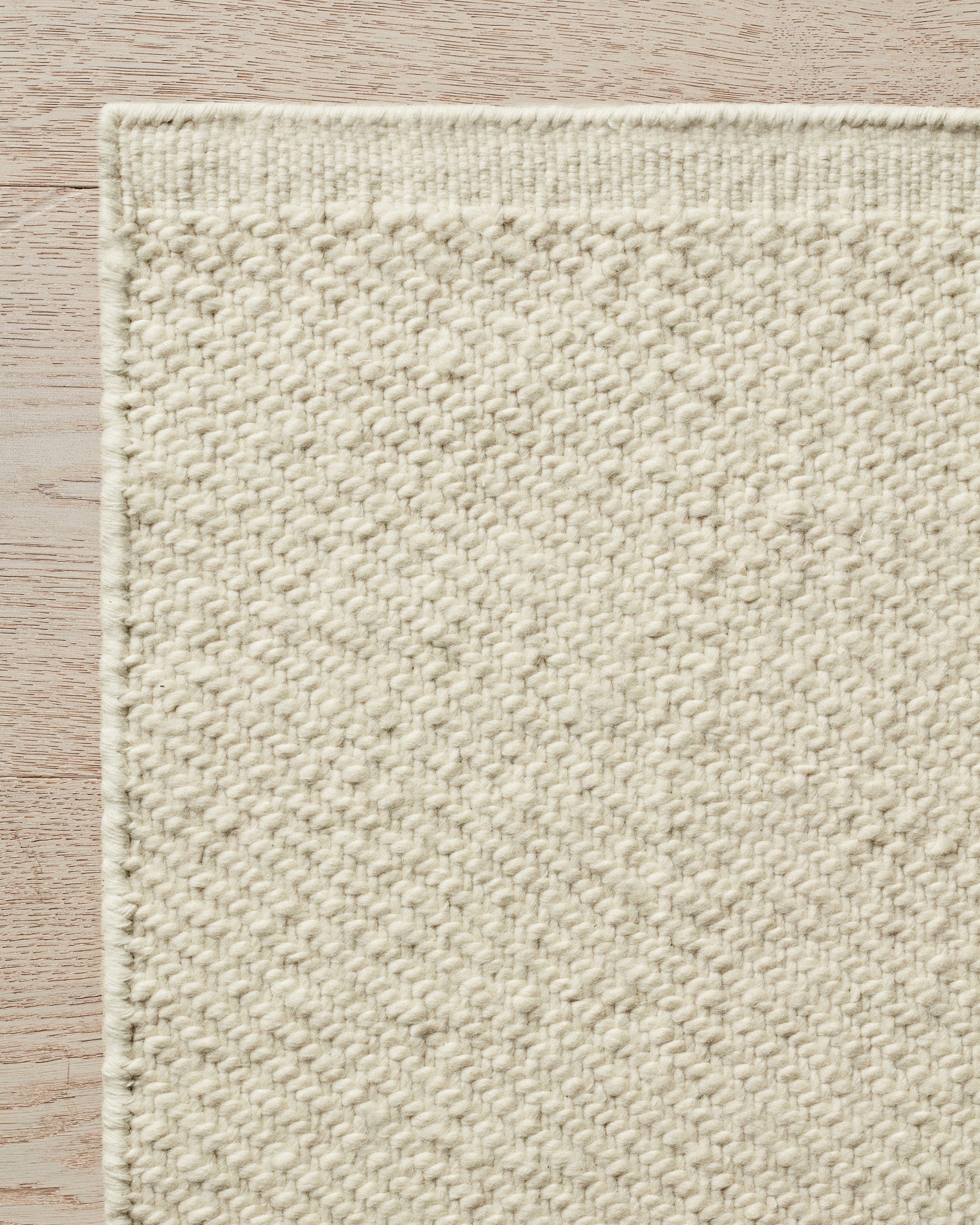 Daze Rug Dusty White – Milk & Sugar